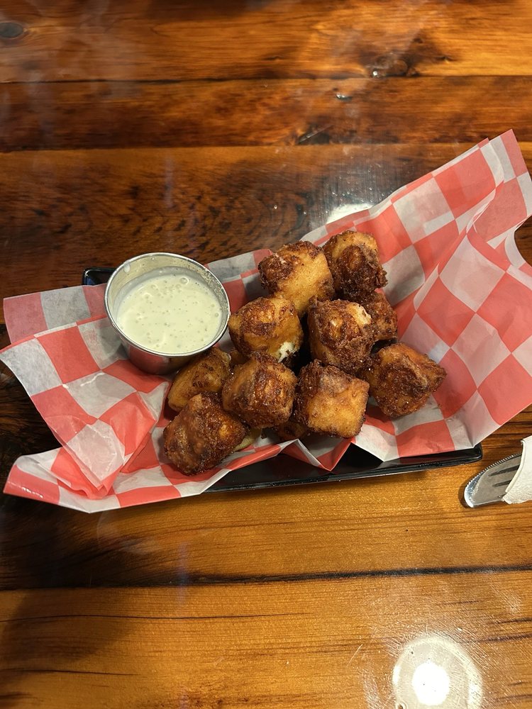 RIVERSIDE BAR & GRILL - Updated July 2025 - 25 Photos - Havana ...