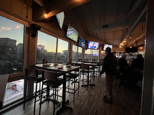 OAR HOUSE PUB - Updated December 2025 - 50 Photos & 88 Reviews - 318 ...