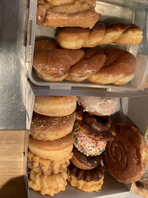 JOLLY DONUT - Updated December 2025 - 63 Photos & 59 Reviews - 11285 ...