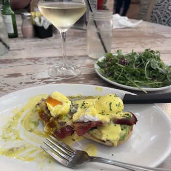 TOAST KITCHEN & BAR - Breakfast & Brunch at 190 S State College Blvd ...