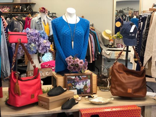 REVIVE BOUTIQUE CONSIGNMENT - Updated November 2024 - 19 Photos - 1384 Hopmeadow St, Simsbury ...