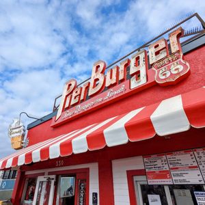 PIER BURGER - 617 Photos & 699 Reviews - 330 Santa Monica Pier, Santa ...