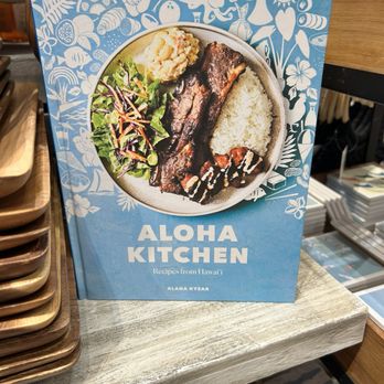 SOHA LIVING - HONOLULU - Updated December 2025 - 25 Photos - 226 Lewers ...