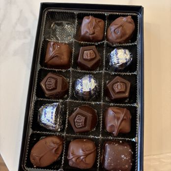 WINANS CHOCOLATES + COFFEES - Updated August 2025 - 128 Photos & 125 ...