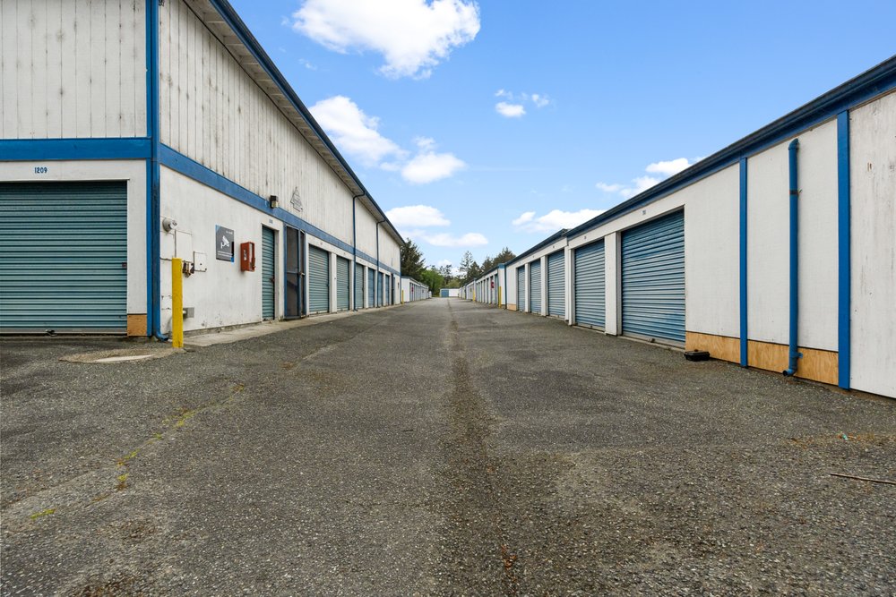 STORWELL STORAGE - Updated October 2025 - Request a Quote - 14 Photos ...