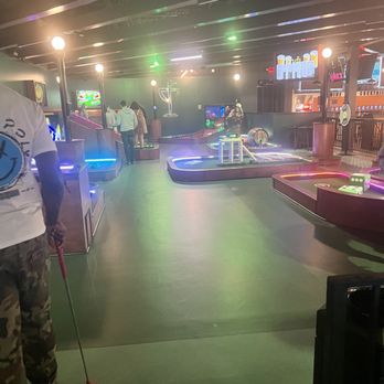 PUTT NATION - Updated July 2025 - 156 Photos & 70 Reviews - 1995 Mall ...