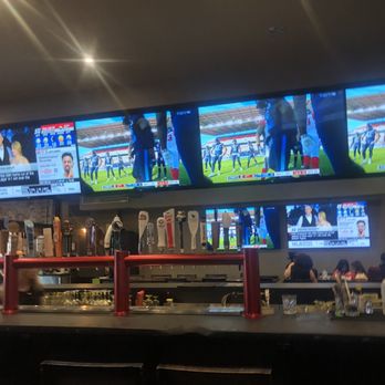 THE CROOKED CUE - Updated January 2026 - 76 Photos & 75 Reviews - 75 ...