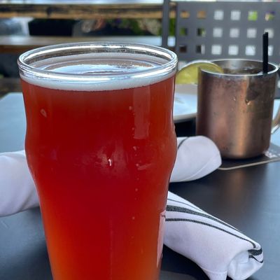 REVOLUTION TAPROOM & GRILL - Updated June 2025 - 268 Photos & 351 ...