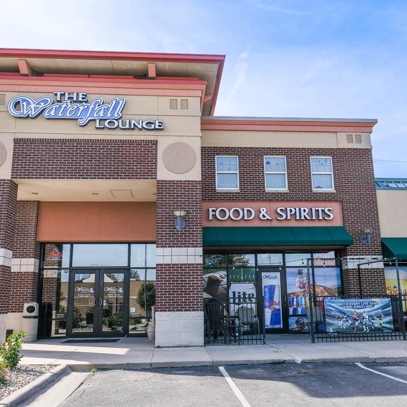 THE WATERFALL GRILL AND LOUNGE - Updated December 2025 - 23 Photos & 33 ...