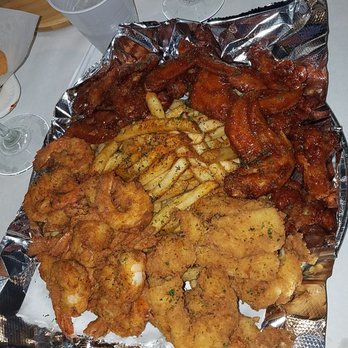 Joe willie's seafood store