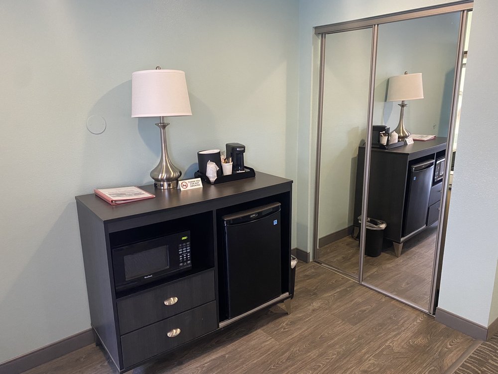 YERINGTON INN - Updated October 2025 - 45 Photos & 38 Reviews - 4 North ...