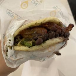 AREPA ZONE - Updated October 2025 - 499 Photos & 415 Reviews - 1121 ...