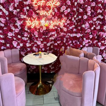 SPIRIT MADE CAKES - Updated September 2024 - 342 Photos & 89 Reviews ...