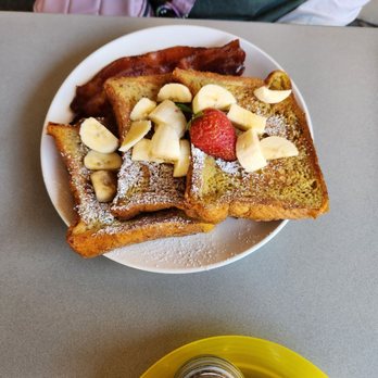 THE FUNKY BRUNCH CAFE - Updated May 2024 - 633 Photos & 593 Reviews ...