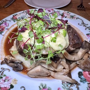 LILITH - Updated June 2024 - 187 Photos & 48 Reviews - 238 Spahr St ...