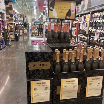 TOTAL WINE & MORE - Updated December 2025 - 30 Photos - 2501 SW Trenton ...