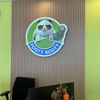 FOOTY ROOTY - Updated December 2025 - 15 Photos - 2525 Inwood Rd ...