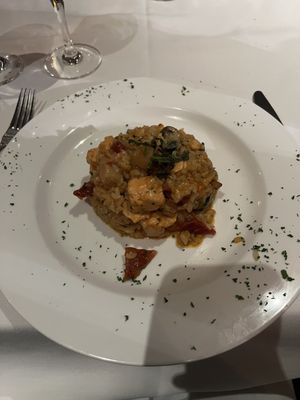 GEORGE ITALIAN SEAFOOD & STEAKHOUSE - Updated July 2025 - 33 Photos ...