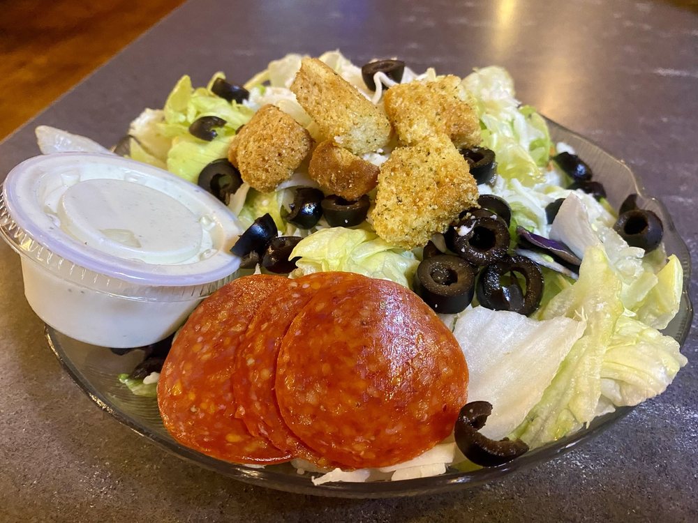 HEISE PIZZA PARLOR - Updated July 2024 - 35 Photos & 28 Reviews - 5116 ...