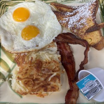 WHITE WOLF CAFE - Updated August 2025 - 1214 Photos & 961 Reviews ...