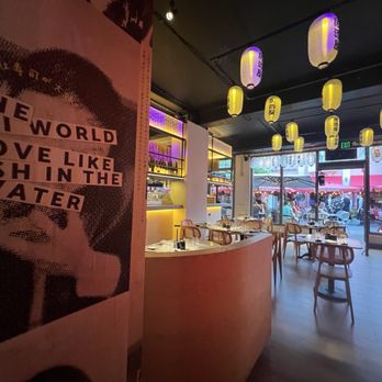 PAPERFISH SUSHI - Updated December 2024 - 339 Photos & 208 Reviews ...