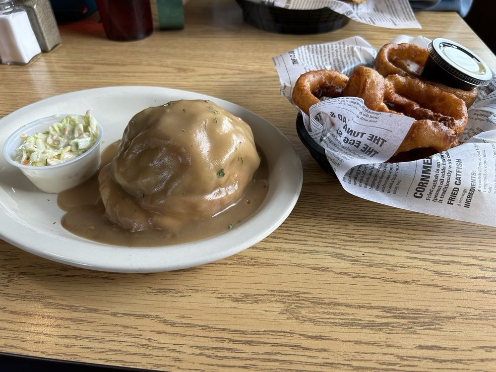 CUT RIVER INN - Updated July 2025 - 43 Photos & 68 Reviews - 5966 US ...