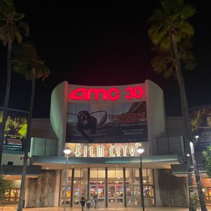 AMC ORANGE 30 - 623 Photos & 873 Reviews - 20 City Blvd West, Orange ...