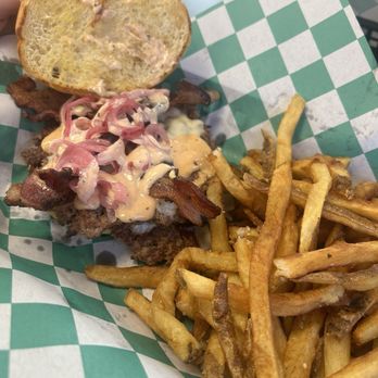 FOUNDATION BURGER - Updated December 2025 - 31 Photos & 35 Reviews ...
