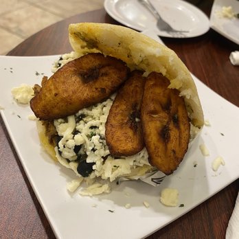 RICA AREPA - Updated June 2024 - 244 Photos & 171 Reviews - 4253 West ...