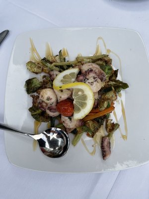 LA COLLINA - Updated July 2025 - 223 Photos & 133 Reviews - 6830 N ...