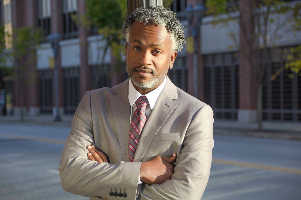 REALTY ONE GROUP VISIONARIES - STUART BROOKS - Contact Agent - 18 ...