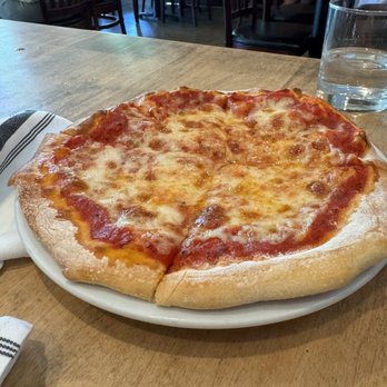 KIN WINDSOR - Updated February 2025 - 865 Photos & 870 Reviews - 740 ...