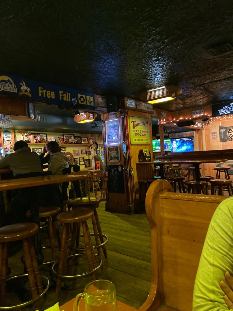 TOMMY’S NEIGHBOURHOOD PUB - 12 Photos & 63 Reviews - 120 Banff Avenue ...