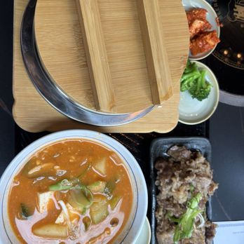 SOTT - Updated July 2025 - 183 Photos & 48 Reviews - 333 Westminster St ...