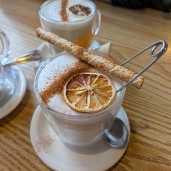 CREPES TEA HOUSE - Updated July 2025 - 620 Photos & 534 Reviews - 261 ...