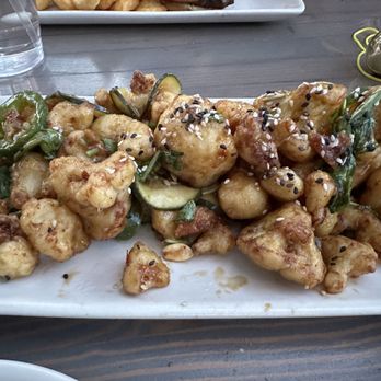 BARNYARD CRAFTHOUSE & EATERY - Updated May 2024 - 322 Photos & 359 ...