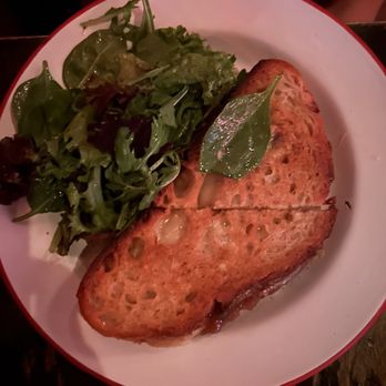 DELUX CAFÉ - Updated September 2025 - 72 Photos & 394 Reviews - 100 ...