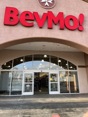 BEVMO! - Updated February 2025 - 61 Photos & 39 Reviews - 1900 N Davis ...