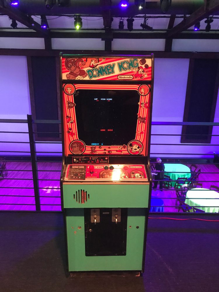 SEATTLE ARCADE RENTALS - Updated April 2024 - 11 Photos - 4401 Brooklyn ...