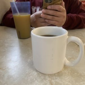 DIMPLES DINER - 159 Photos & 180 Reviews - 1823 E Main St, Visalia ...