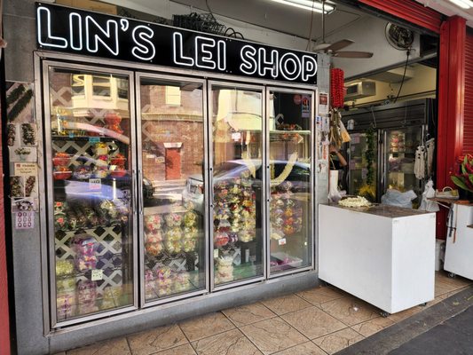 LIN’S LEI SHOP - Updated June 2024 - 316 Photos & 244 Reviews - 1017 ...