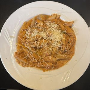 DTOM DTUN - Updated May 2025 - 202 E Davis St, Culpeper, Virginia ...