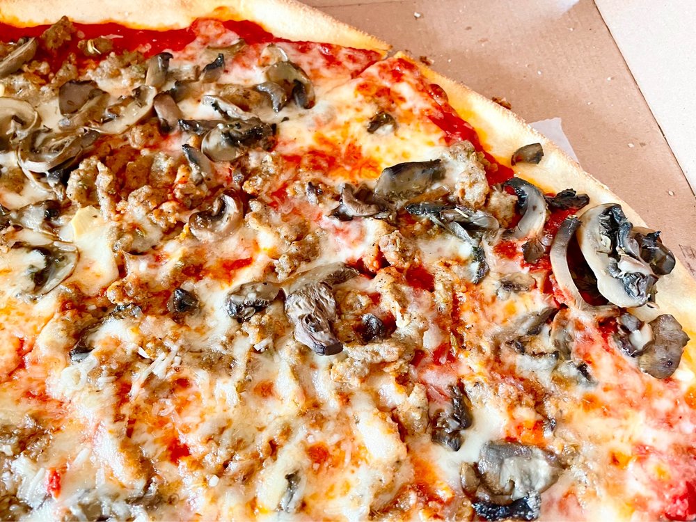 DOMINICK’S PIZZERIA 2 - Updated December 2025 - 35 Photos & 22 Reviews ...