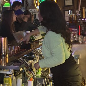 SPRINGBOK BAR & GRILL - 369 Photos & 752 Reviews - 16153 Victory Blvd ...