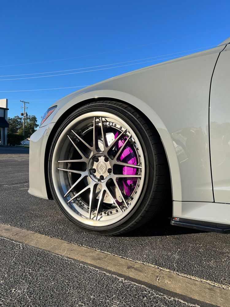 THE LUXURY CHOICES - Updated August 2025 - 64 Photos - 130 NW Crown ...