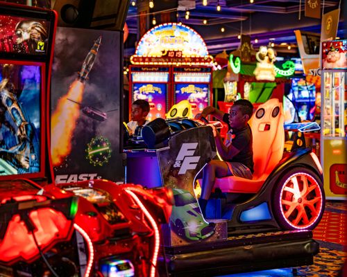 LUCKY SNAKE ARCADE & SPORTS BAR AT SHOWBOAT - Updated January 2025 ...