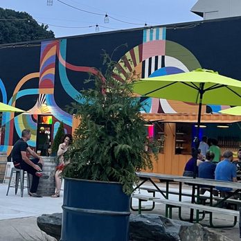 UNION CRAFT BREWING - Updated July 2025 - 319 Photos & 227 Reviews ...