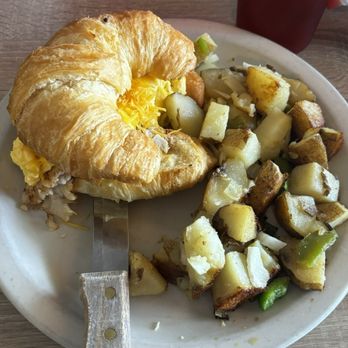 ANTIQUE ROW CAFE - Updated June 2024 - 597 Photos & 772 Reviews - 3002 ...