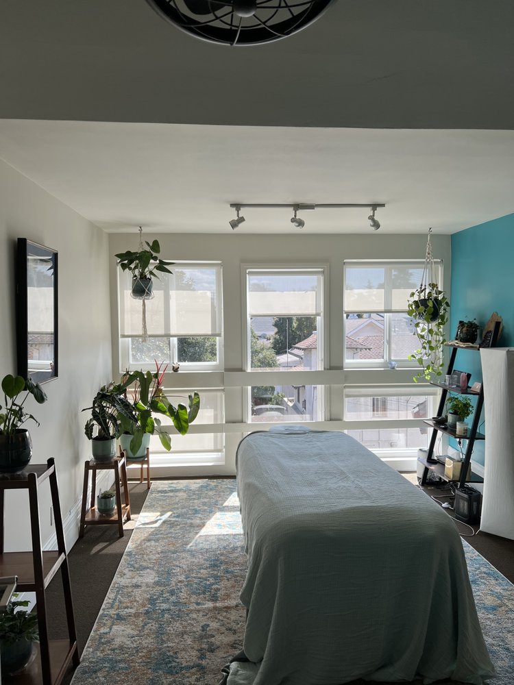 AKASHA CHRISTY CMT - Updated September 2025 - 86 Reviews - 166 Santa ...