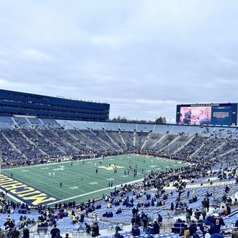 THE BEST 10 Stadiums & Arenas in WARREN, MI - Dort Federal Credit Union ...